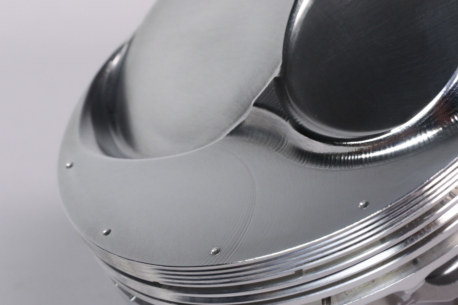 What is Vertical and Horizontal Gas Porting For Your Pistons?
